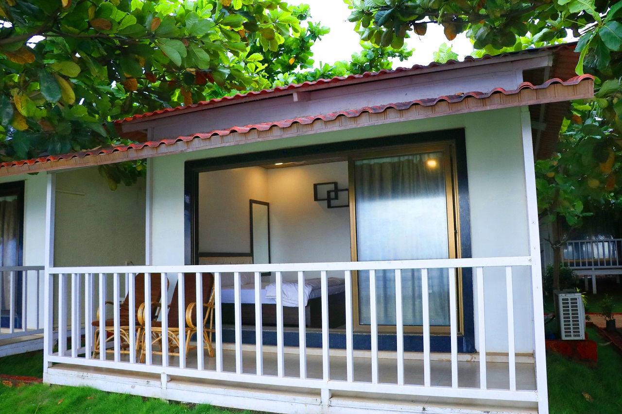 Seaview Beach Resorts - Luxury Beach Resort in Konkan, Maharashtra