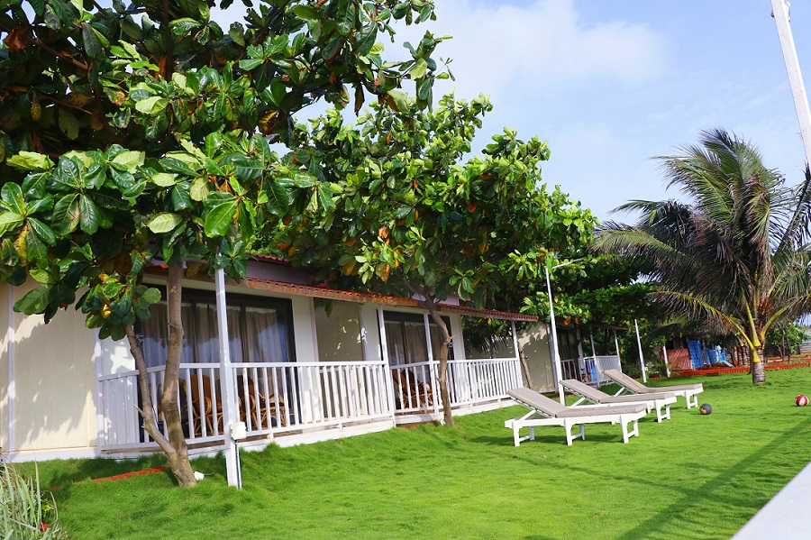 Seaview Beach Resorts - Luxury Beach Resort in Konkan, Maharashtra